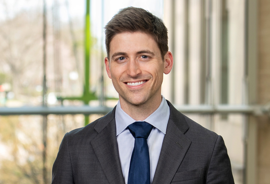 Justin J. Coniaris | Lawyers | Jones Day