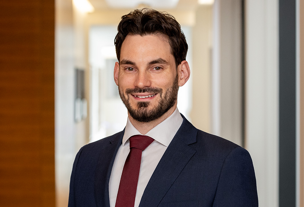 Mark G. Davies | Lawyers | Jones Day