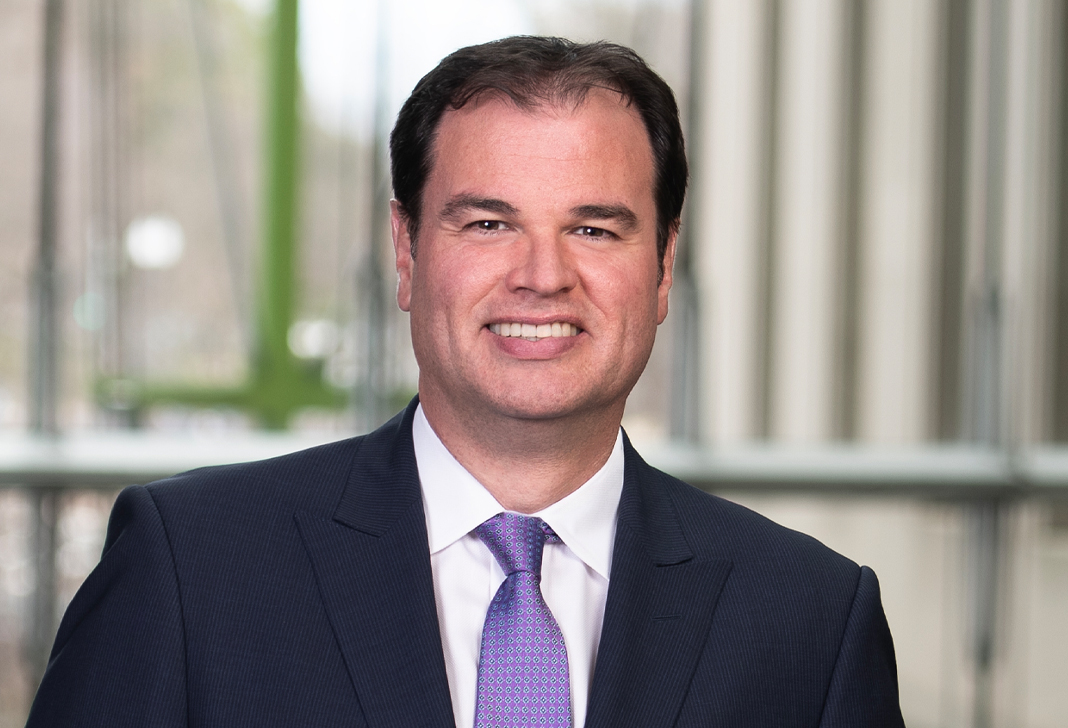 James Egerton-Vernon | Lawyers | Jones Day