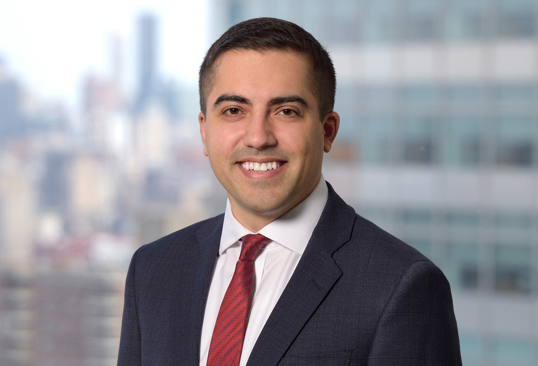 Alexander J. Gonzalez | Lawyers | Jones Day