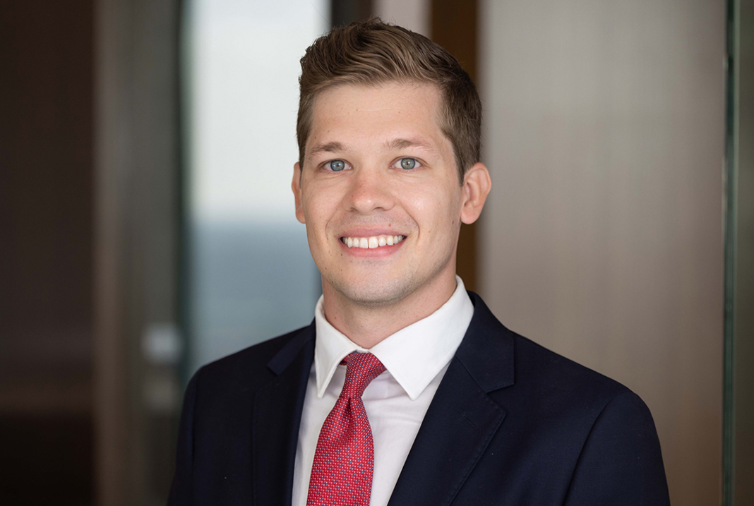 Jayce Gustafson | Lawyers | Jones Day