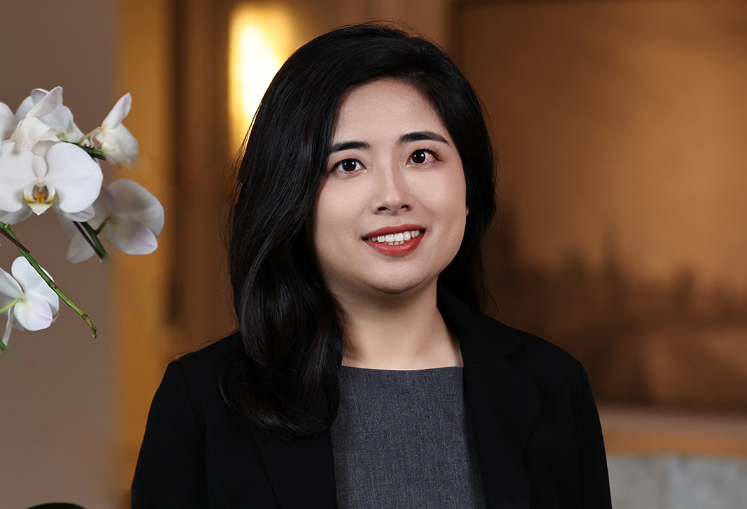 Lillian He | Lawyers | Jones Day
