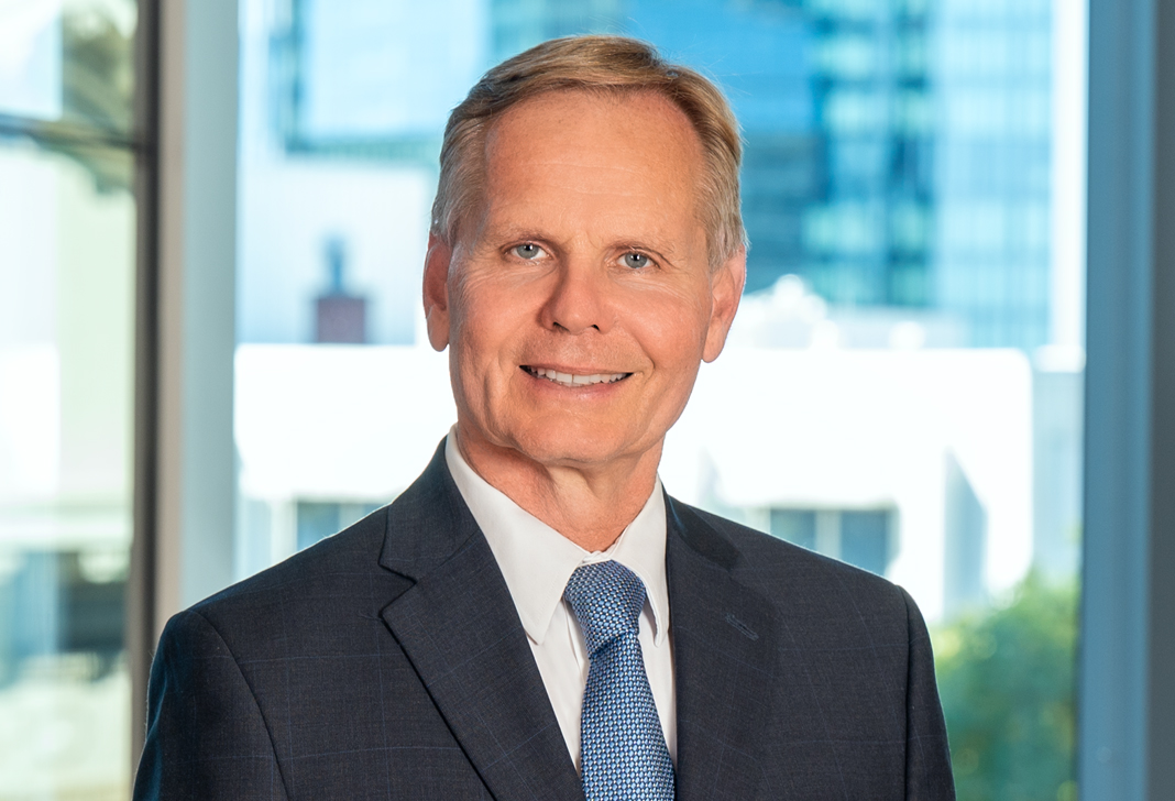 Rory D. Lyons | Lawyers | Jones Day