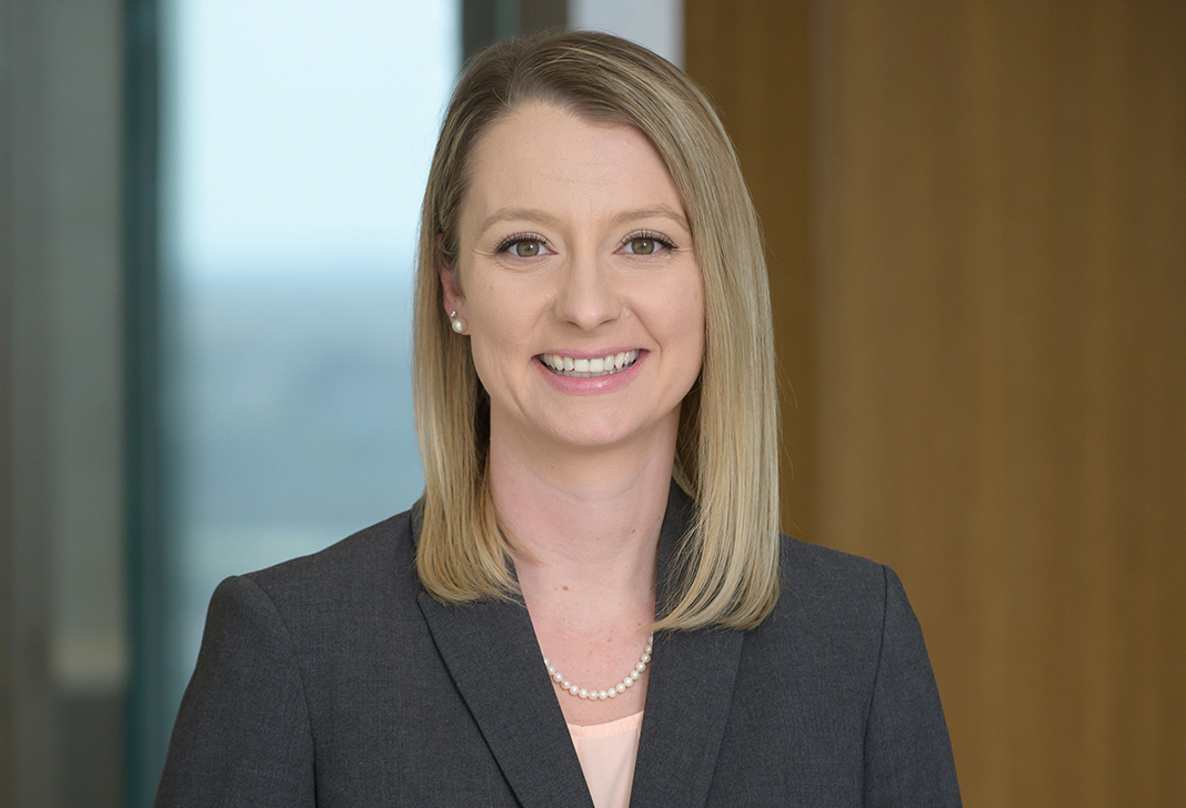 Stephanie M. Mishaga | Lawyers | Jones Day