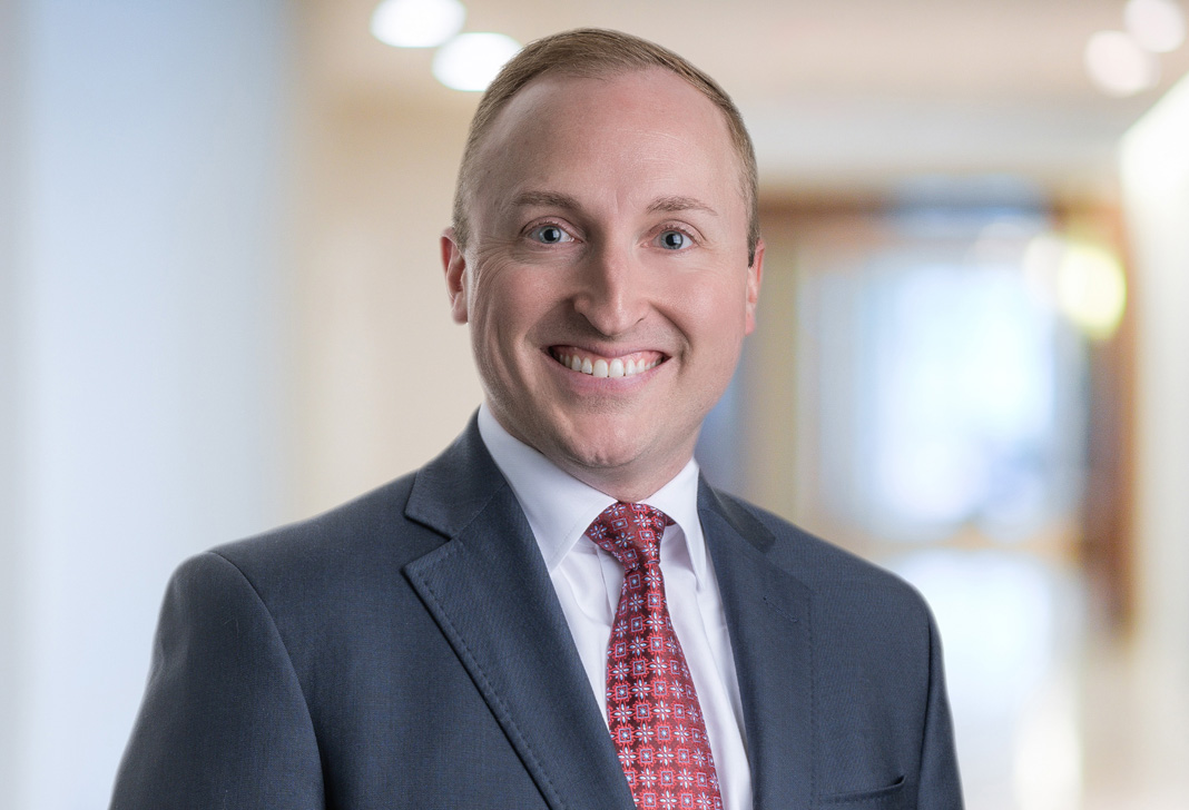 James R. Saywell | Lawyers | Jones Day