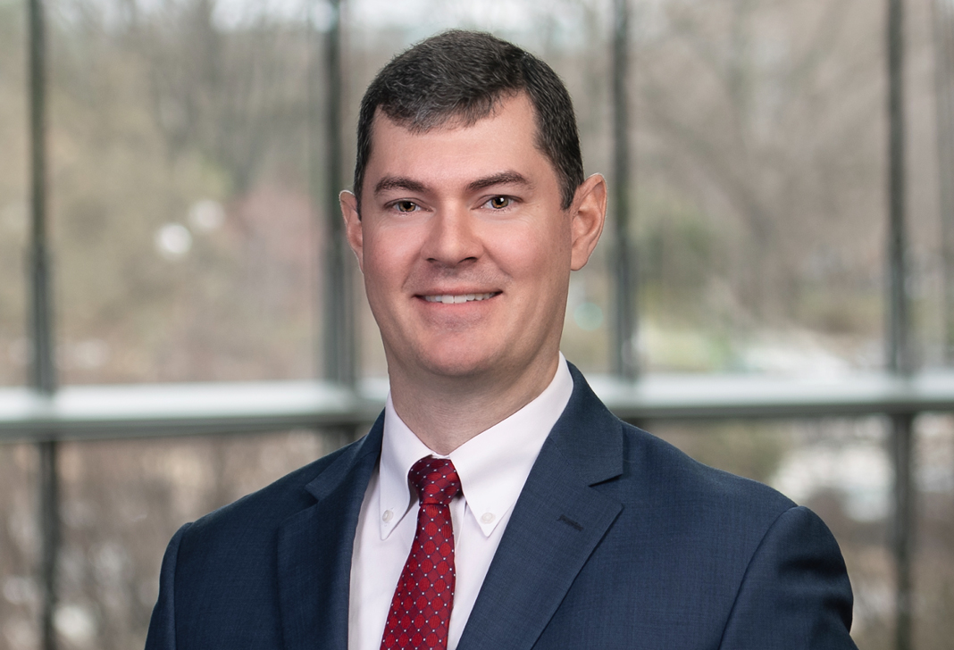 Ryan Sims | Avocats | Jones Day