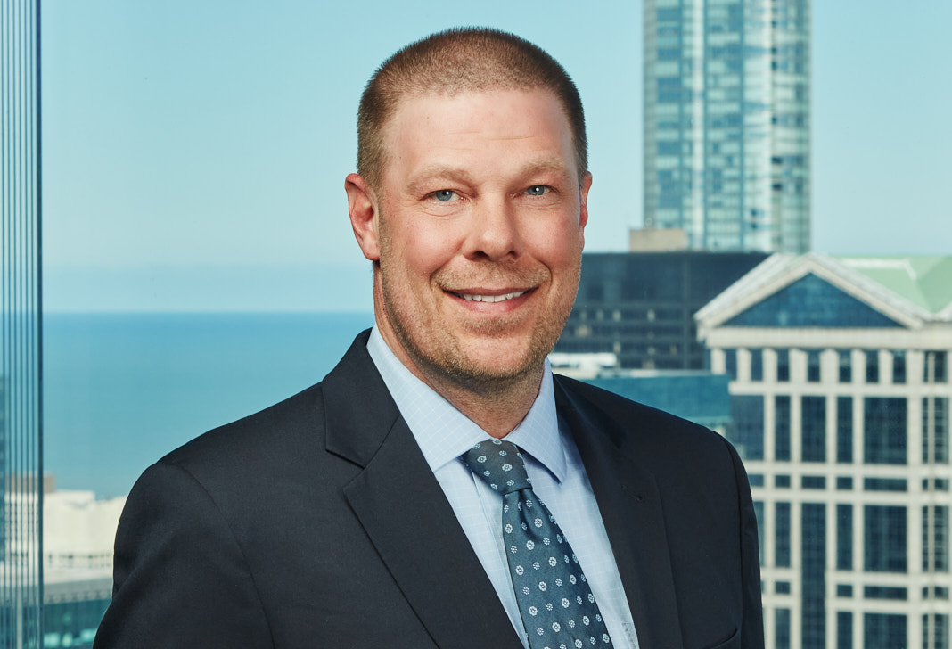 Adam W. Wiers | Avocats | Jones Day