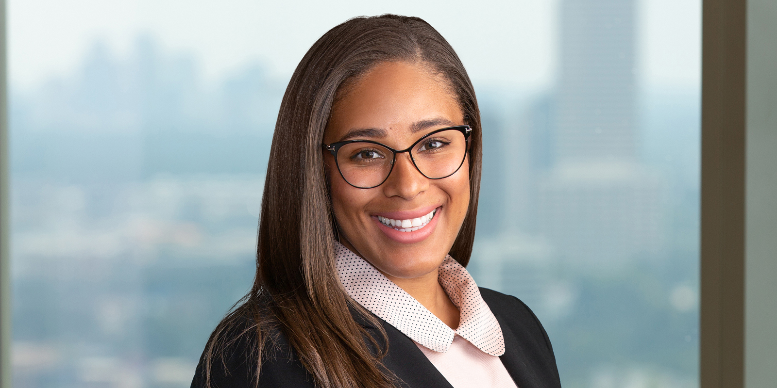 Jones Day's Nia Ballard among The National Black Lawyers "Top 40 Under ...